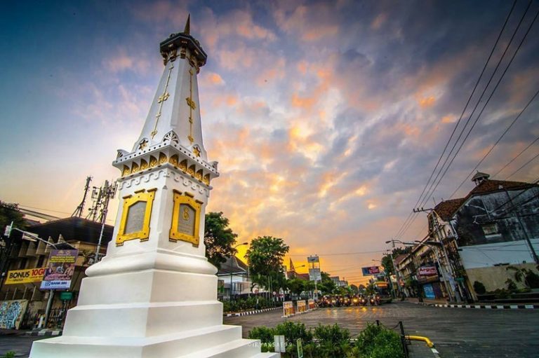 Tugu Yogyakarta: Simbol Sejarah dan Budaya Kota Jogja - Indonesia Vox